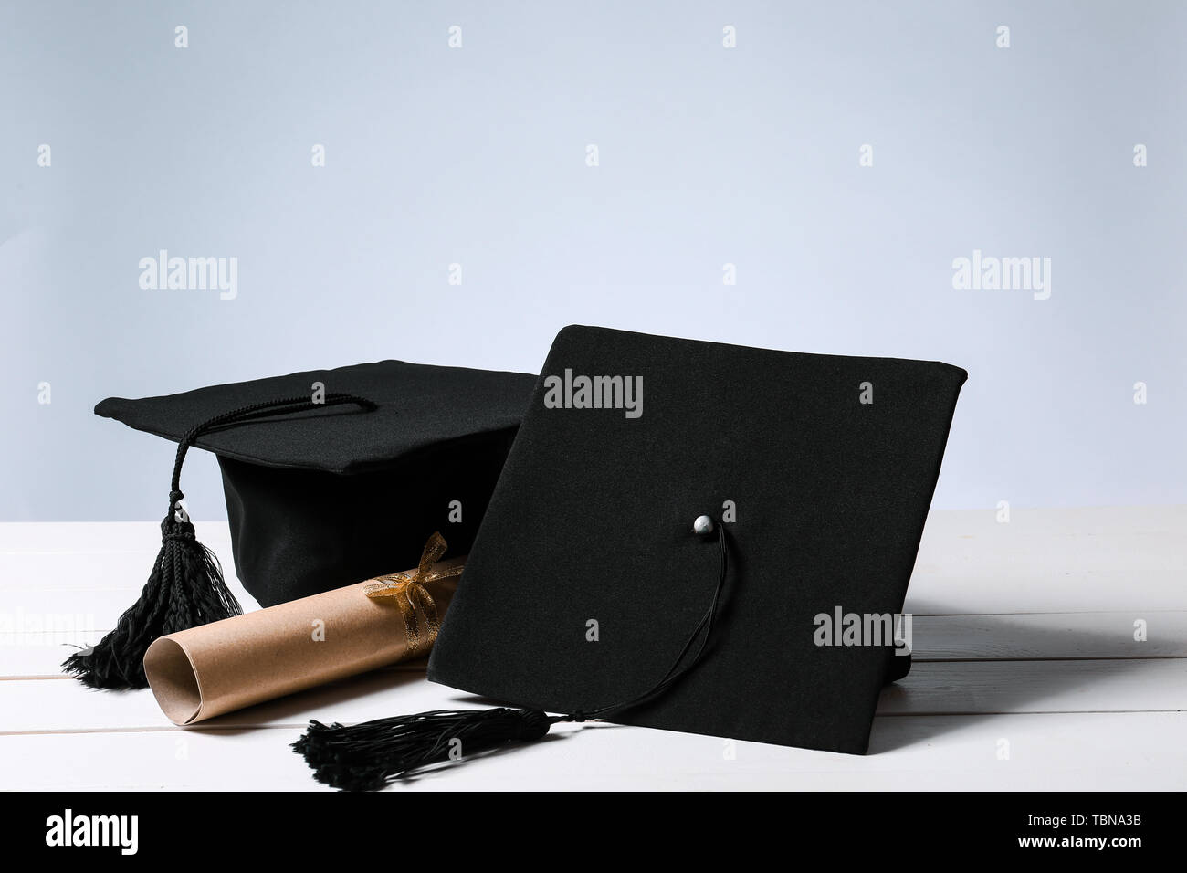 Secondary school graduation hi-res stock photography and images - Alamy