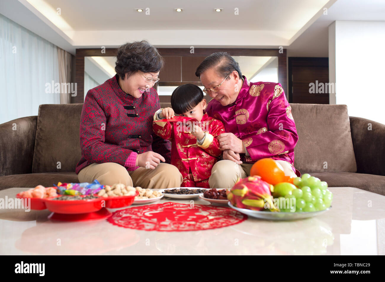 Chinese new year portraits hi-res stock photography and images - Alamy
