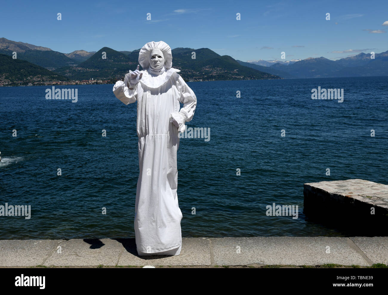 Italian mime hi-res stock photography and images - Alamy