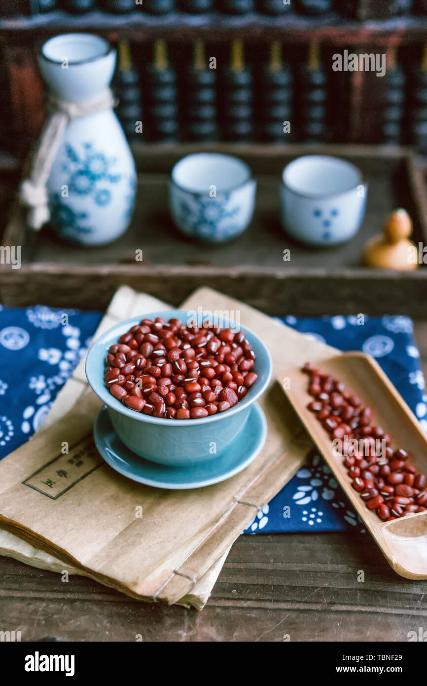 Traditional Chinese grain: red beans Stock Photo - Alamy