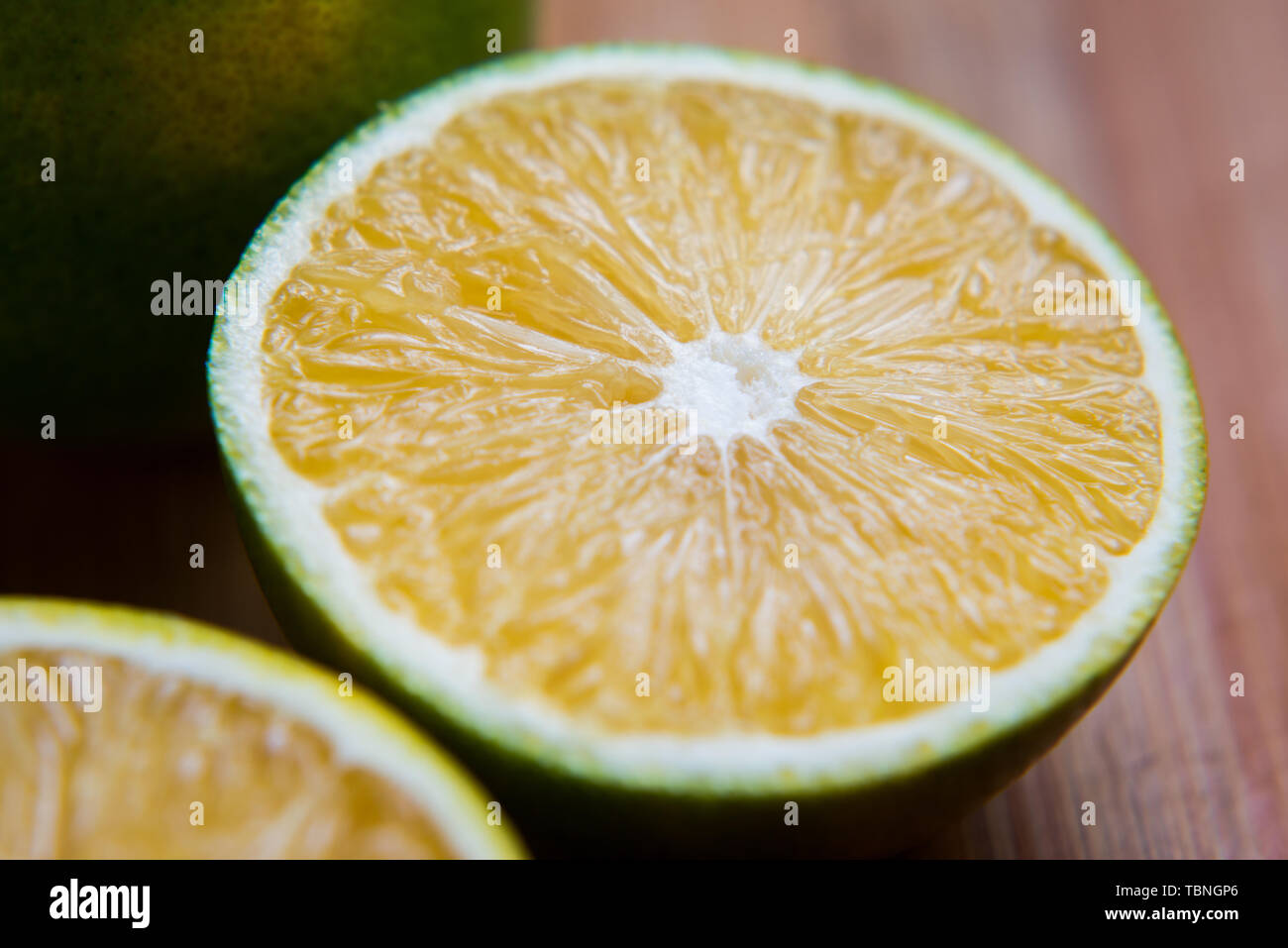 Fresh Fruit Emperor tangerine Stock Photo - Alamy