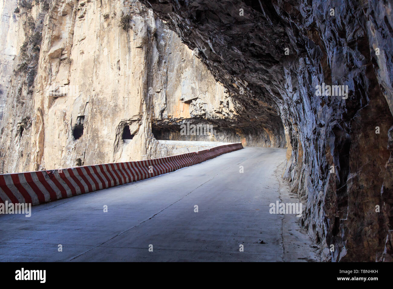 A steep walled highway Stock Photo - Alamy