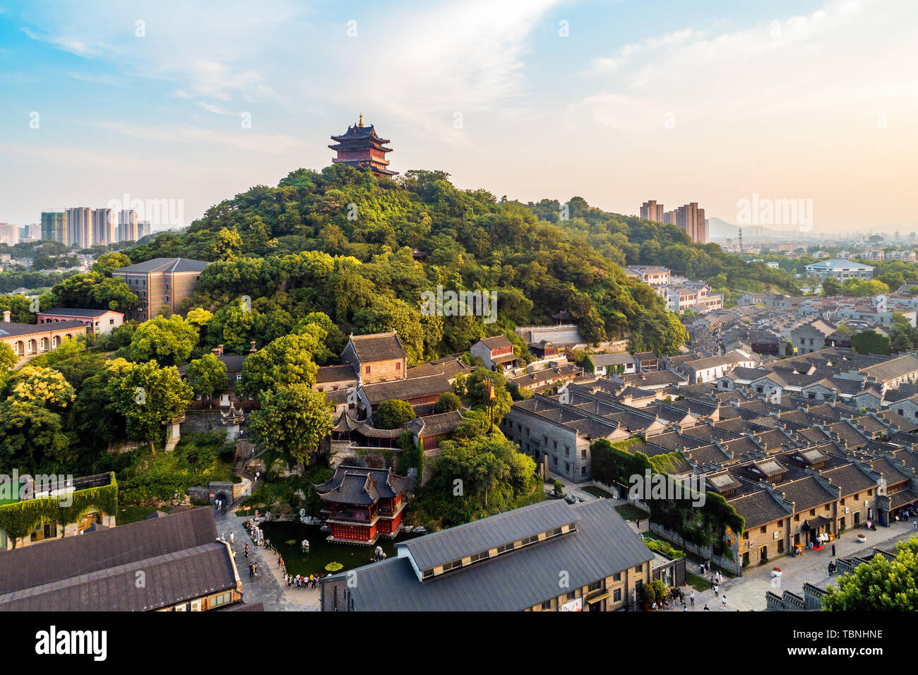 Zhenjiang hi-res stock photography and images - Alamy