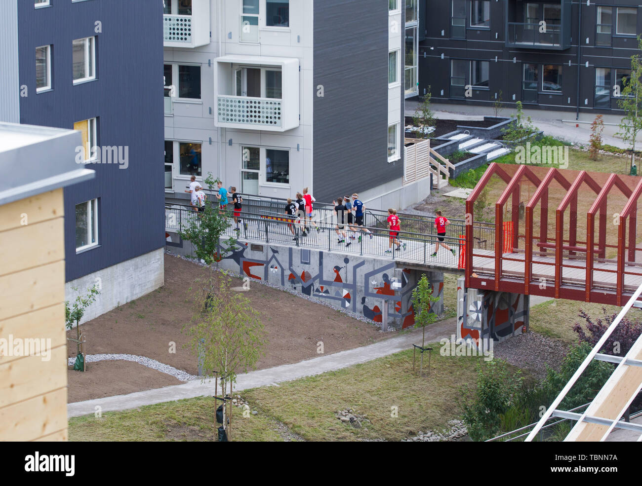 LINKÖPING 20170824 Rundvandring i Vallastaden, Sveriges största bomässa ...