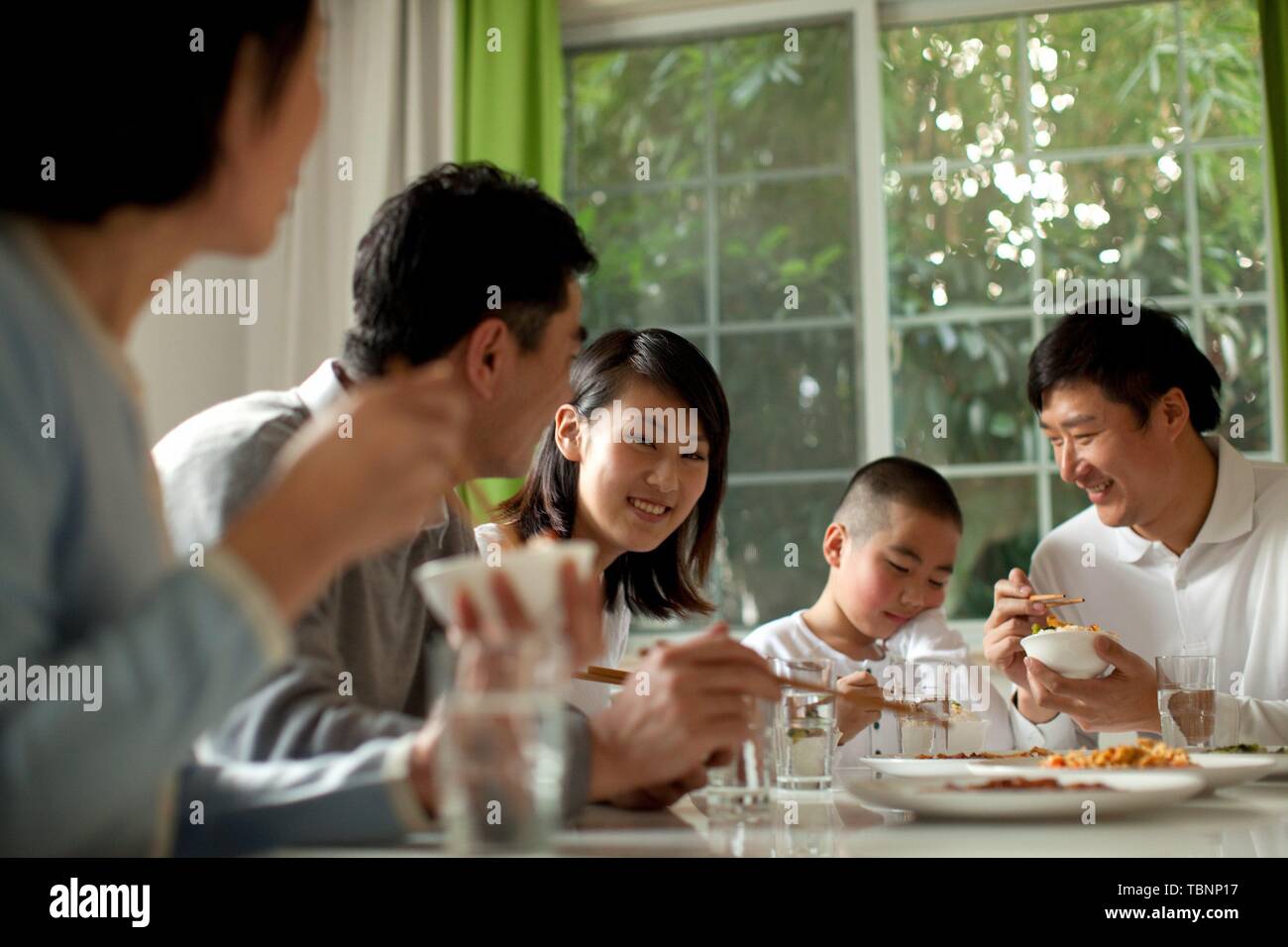 Parents children grandchildren reunion hi-res stock photography and ...