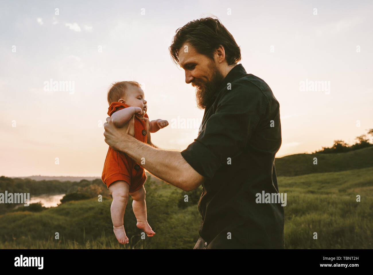 Family Pictures With Baby Outside
