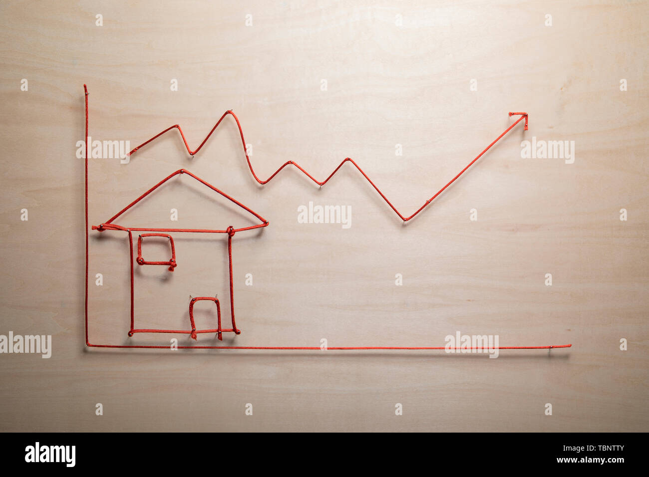 A red wire Stock Photo - Alamy