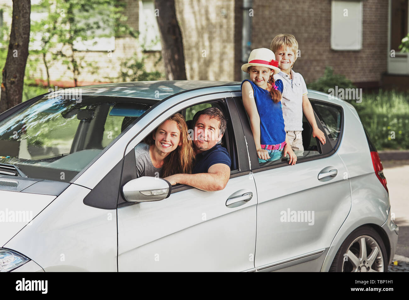Car backseat kids hi-res stock photography and images - Alamy
