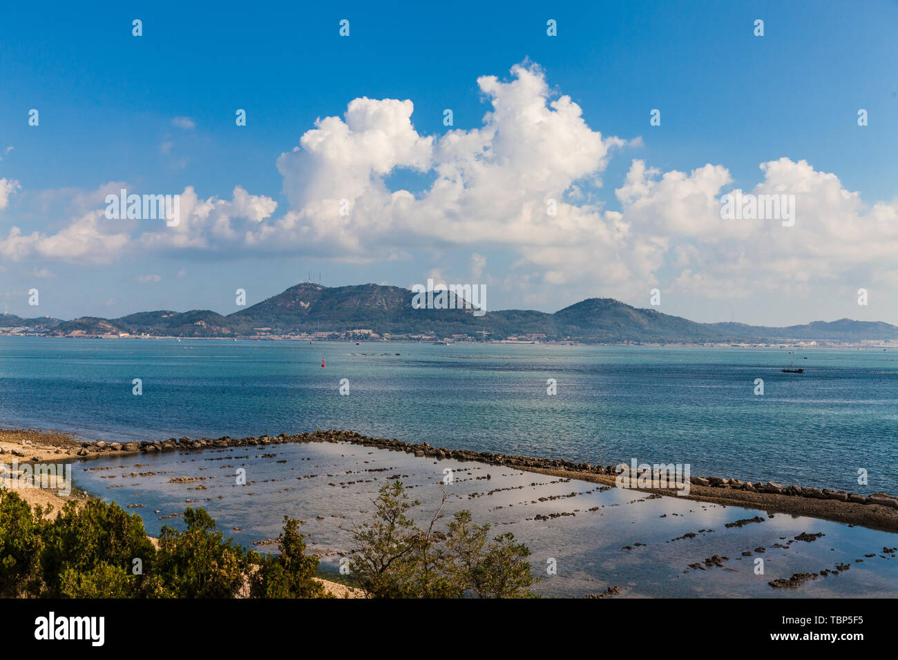Bohai sea island hi-res stock photography and images - Alamy