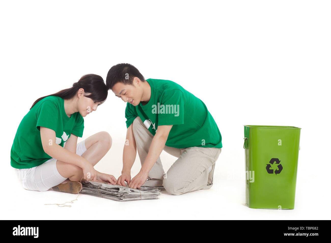 Asian family recycling trash hi-res stock photography and images - Alamy