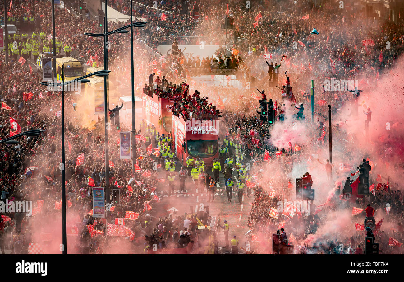 Liverpool players and staff on the bus during the Champions League ...