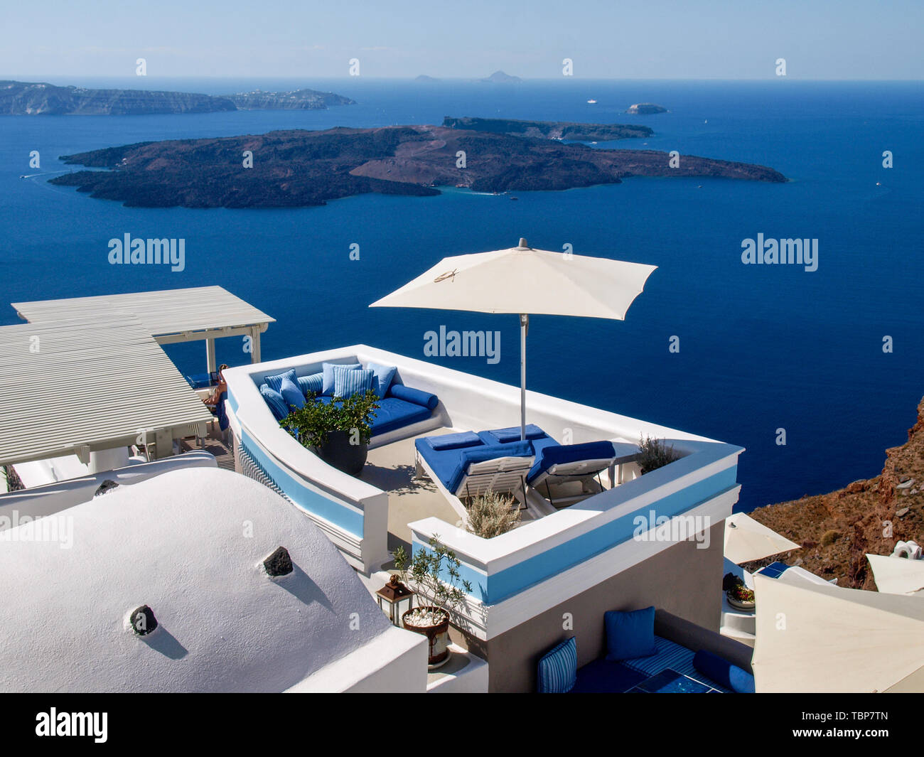 Santorini, Greece: Panorama of the caldera and numerous resorts Stock ...