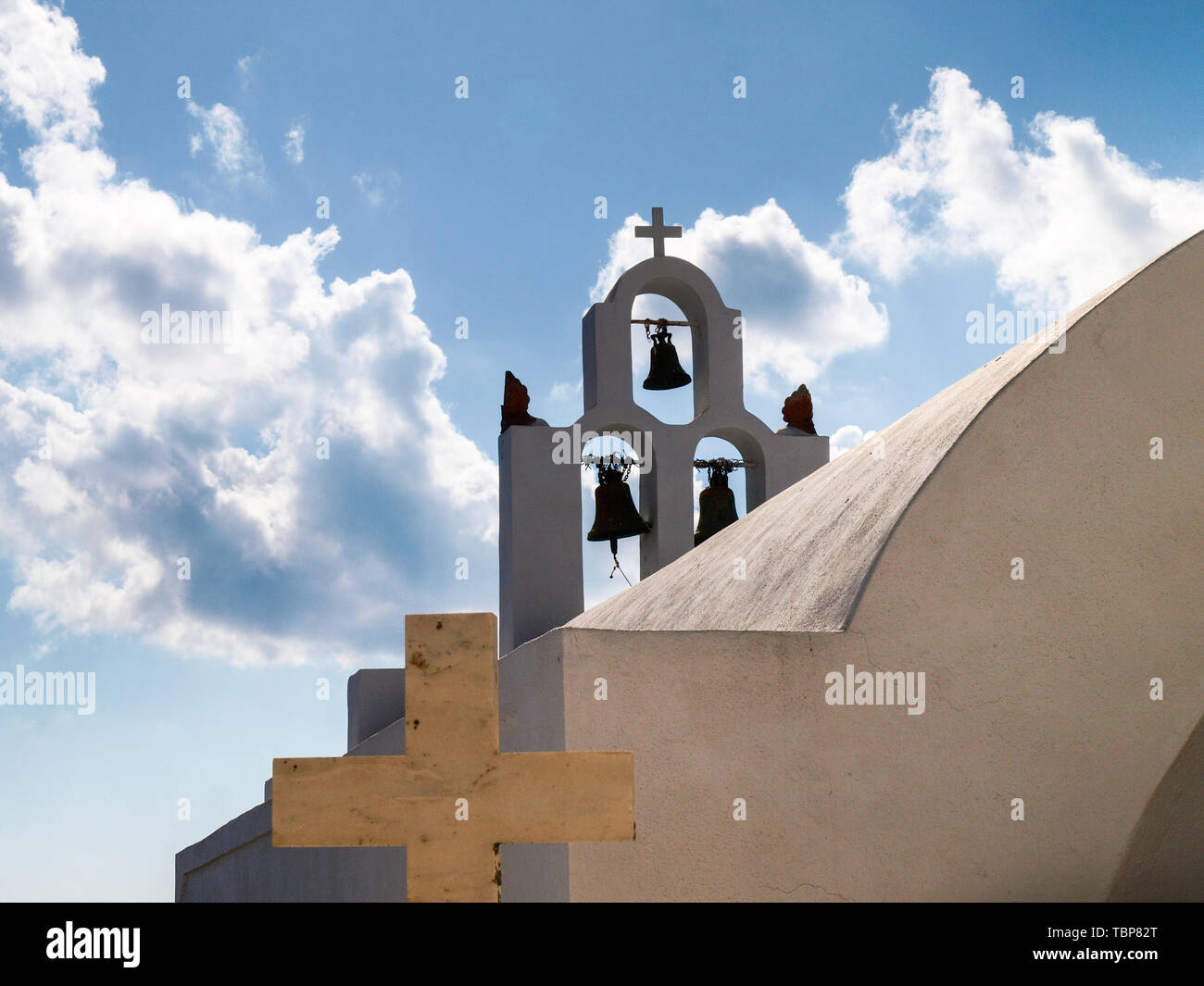 Santorini, Greece: Panorama of the caldera and numerous resorts Stock ...