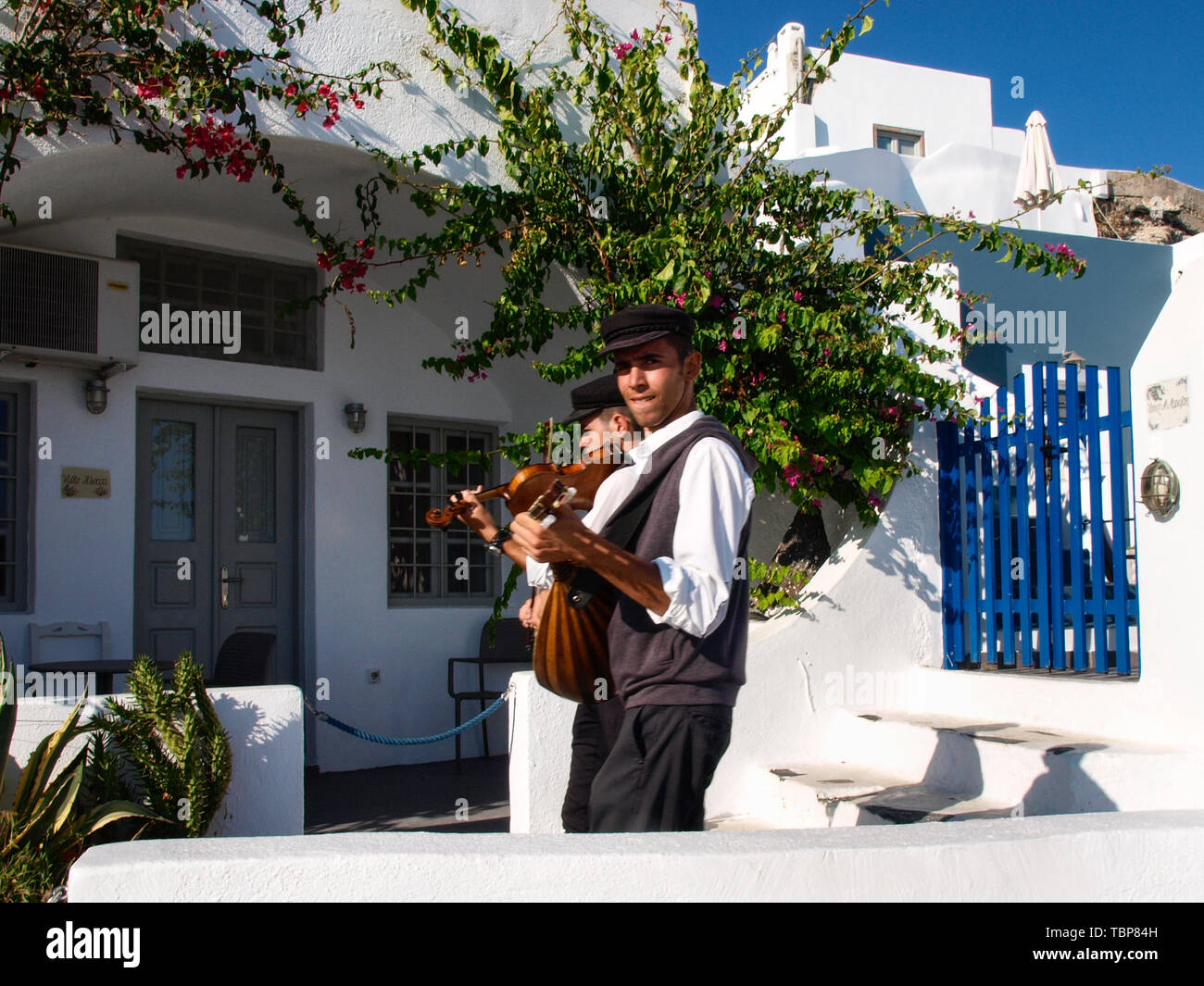 Traditional greek ceremony island hi-res stock photography and images ...