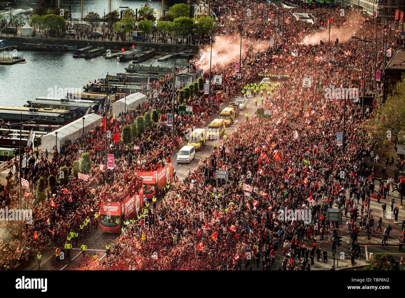 Liverpool players and staff on the bus during the Champions League ...
