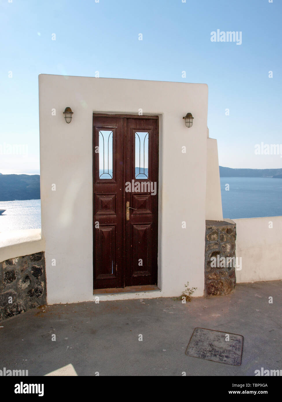 Santorini, Greece: Panorama of the caldera and numerous resorts Stock ...