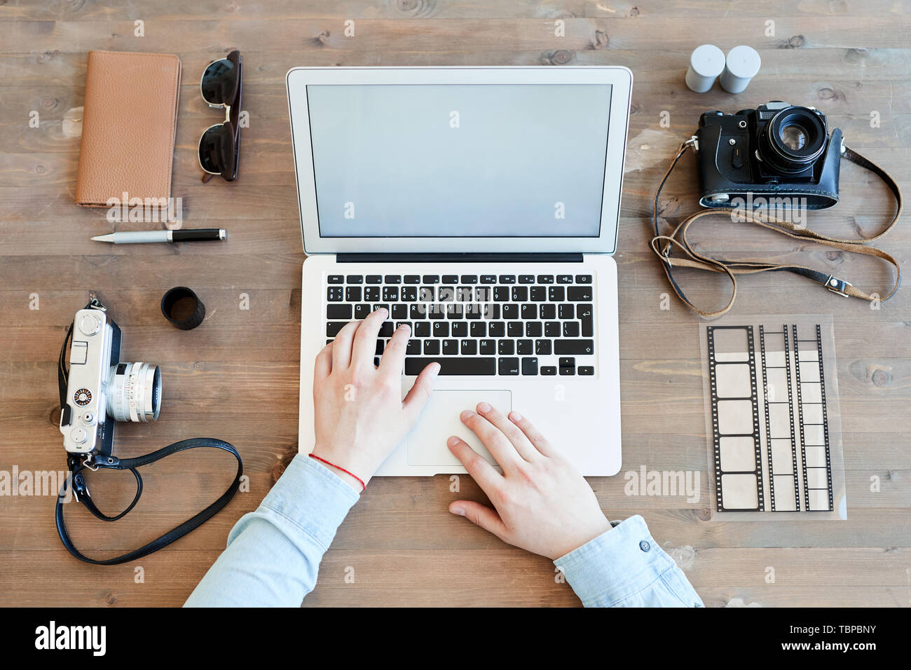 Knolling camera hi-res stock photography and images - Alamy