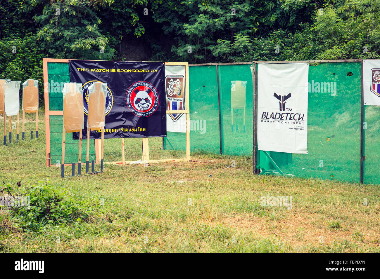 Guns, bullets, boxes, weapons, range, pistols Stock Photo - Alamy
