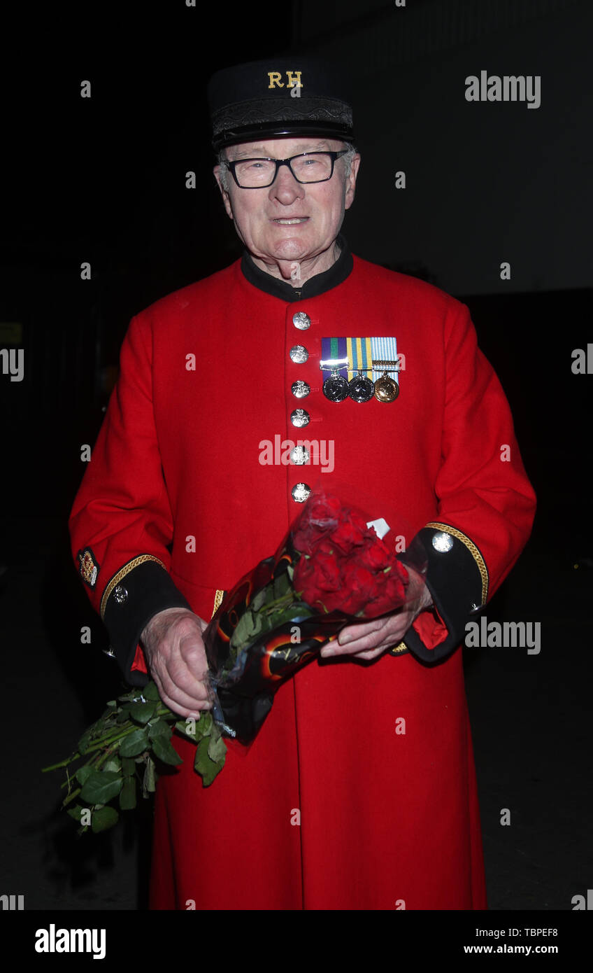 Chelsea Pensioner Colin Thackery who has won Britain's Got Talent ...