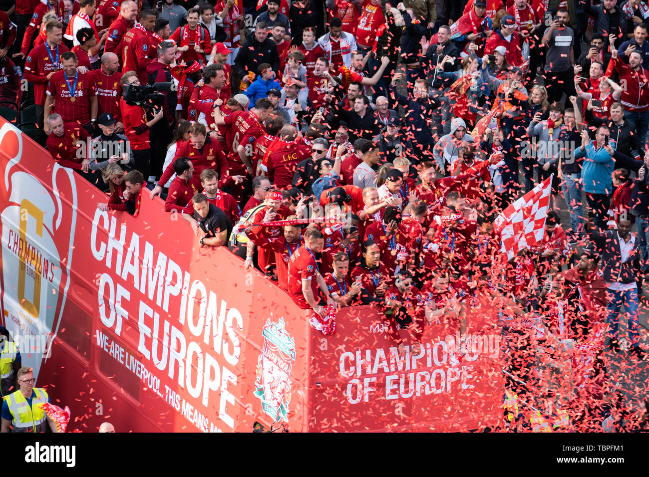 Liverpool bus parade hi-res stock photography and images - Alamy