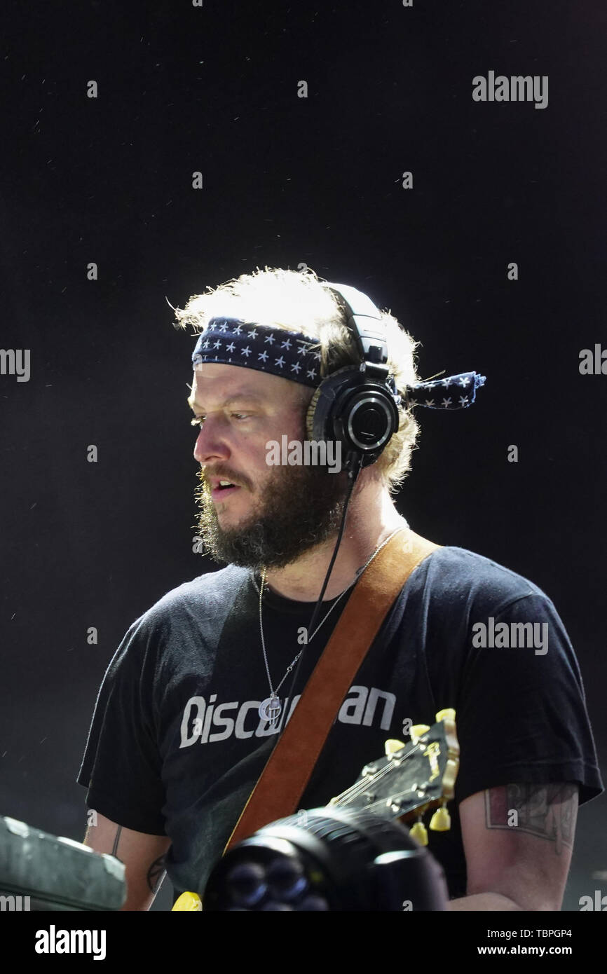 Bon iver singer hi-res stock photography and images - Alamy