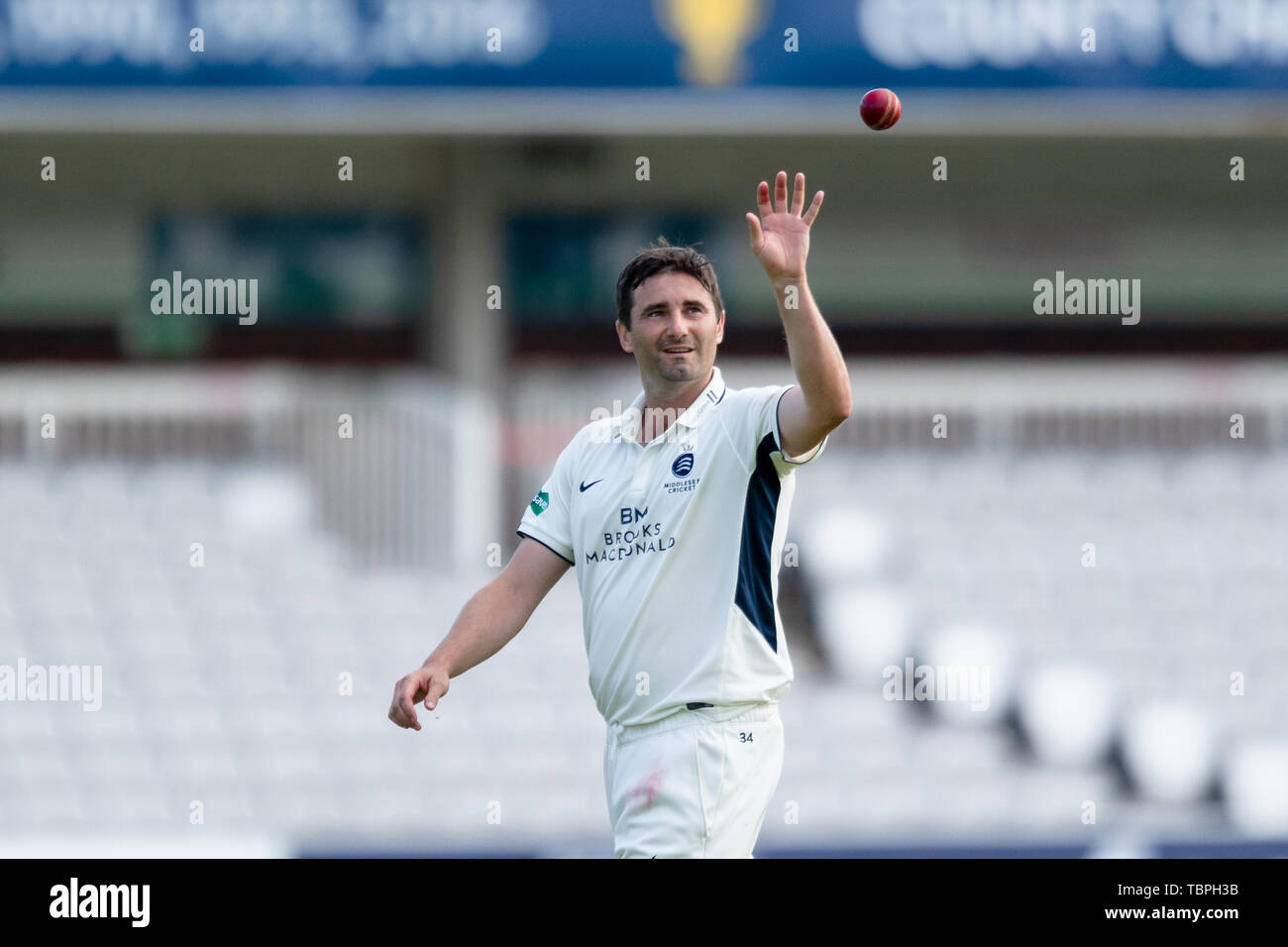London, UK. 02th Jun, 2019. Tim Murtagh of Middlesex during Specsavers ...