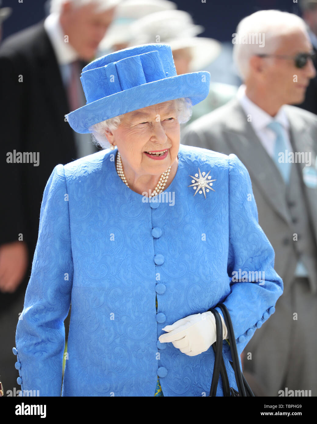 Royalty queen elizabeth ii epsom hi-res stock photography and images ...