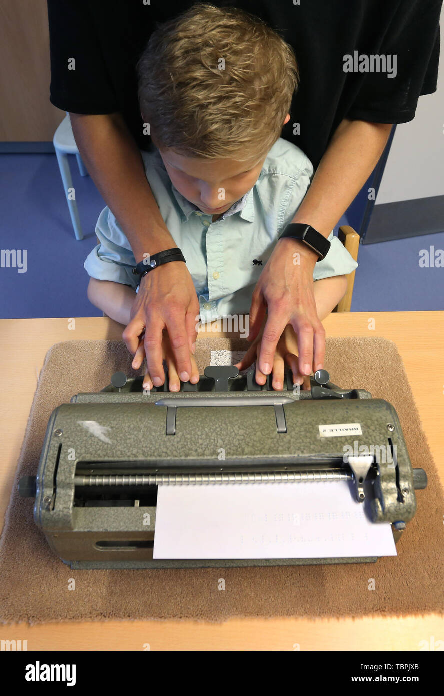 Braille typewriter hi-res stock photography and images - Alamy
