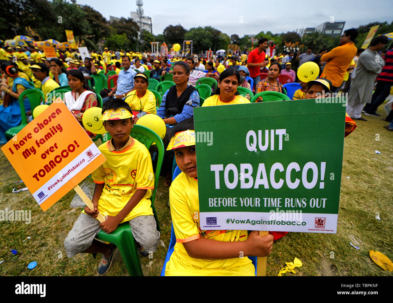 Kid smoking at school hi-res stock photography and images - Alamy