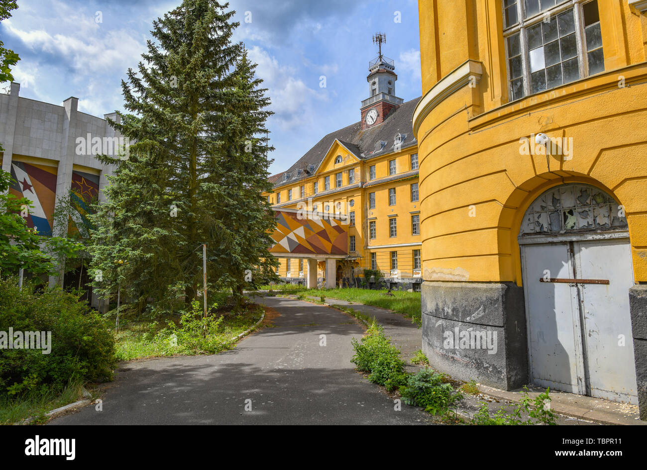 Soviet military compound hi-res stock photography and images - Alamy