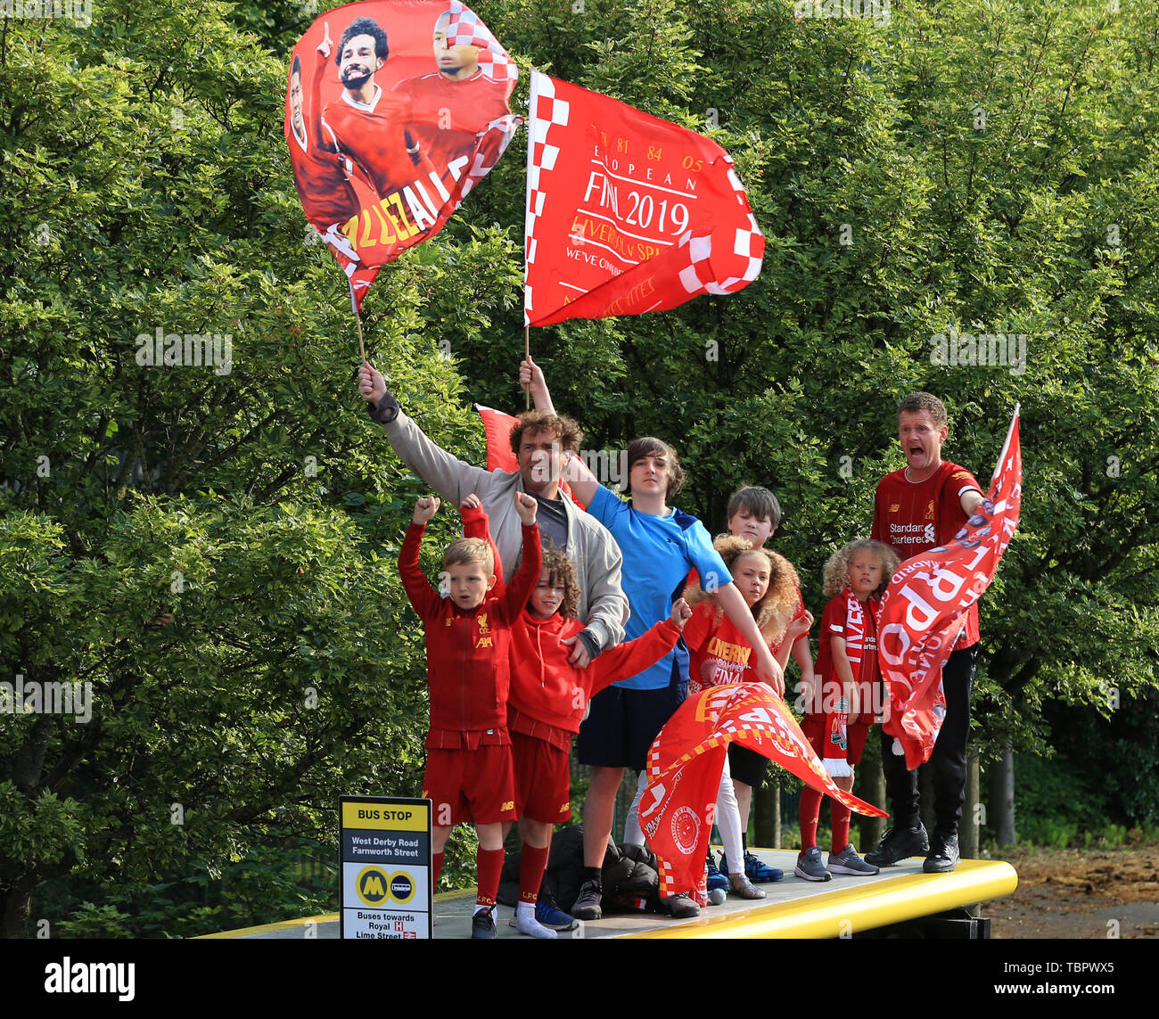 Tottenham team bus hi-res stock photography and images - Alamy