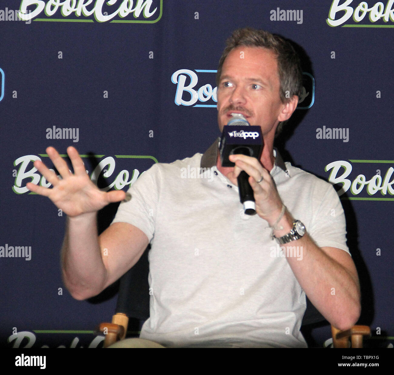 Bookcon hi-res stock photography and images - Alamy