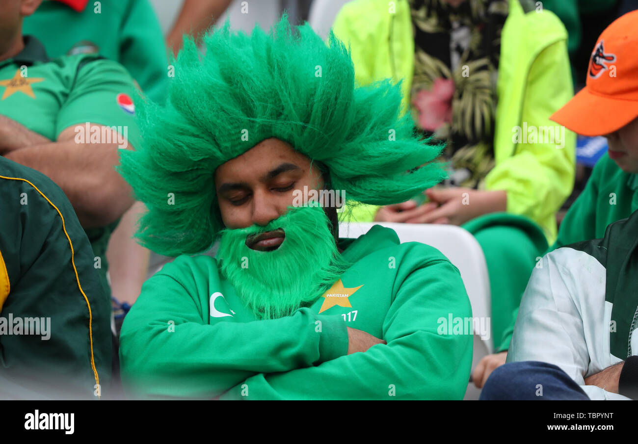 Pakistan fan hi-res stock photography and images - Alamy