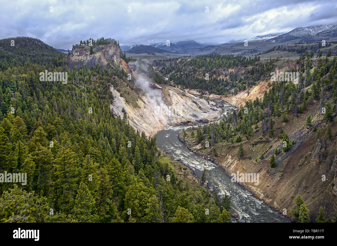 The scenic overlook of Calcite Springs looking over at the Yellowstone ...