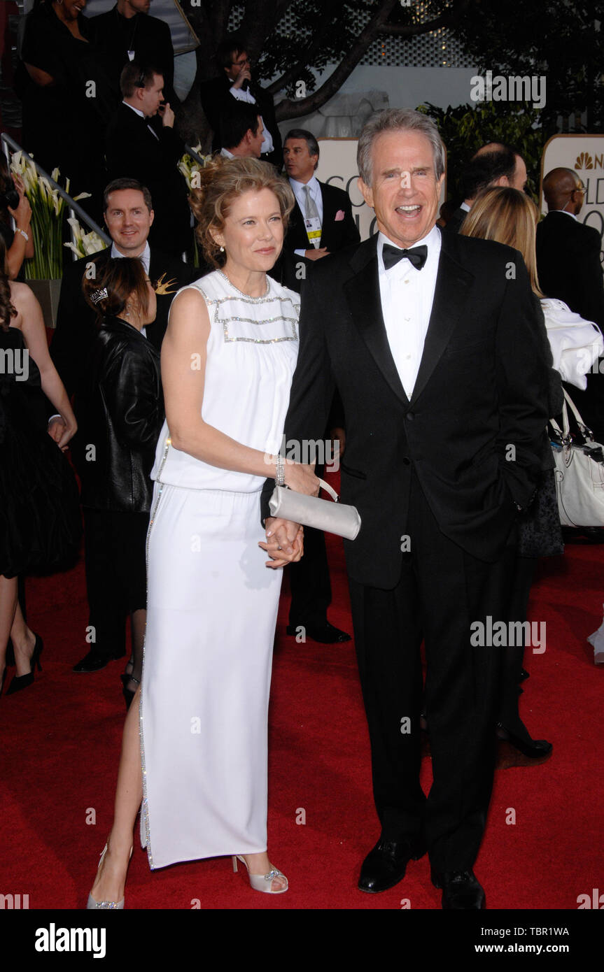 LOS ANGELES, CA. January 15, 2007: WARREN BEATTY & wife ANNETTE BENING ...