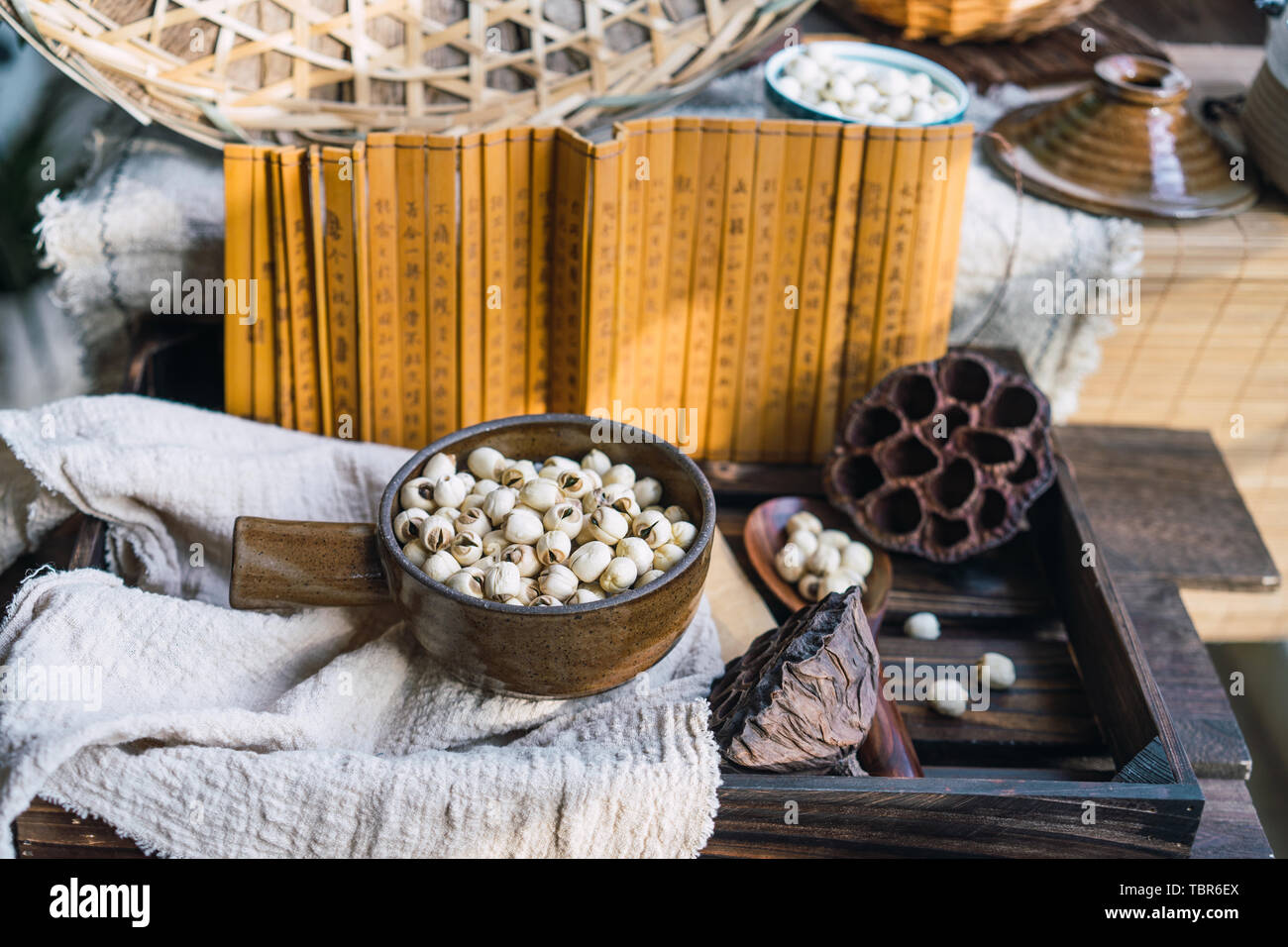 Traditional Chinese cuisine: Lianzi Stock Photo - Alamy