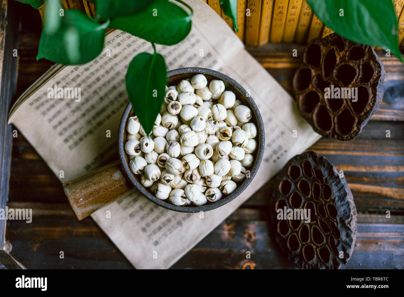 Traditional Chinese cuisine: Lianzi Stock Photo - Alamy