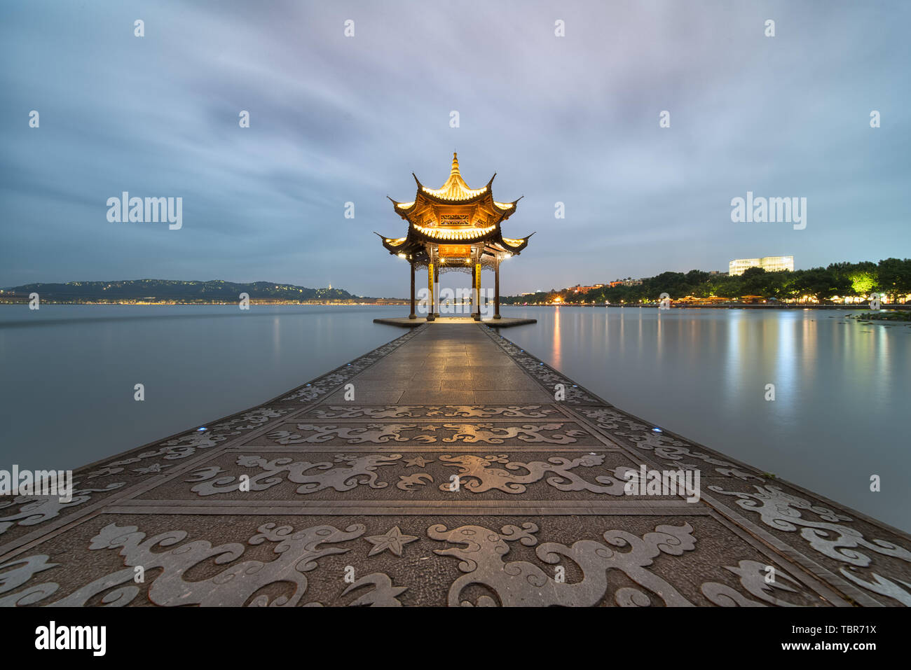 Jixian pavilion hi-res stock photography and images - Alamy