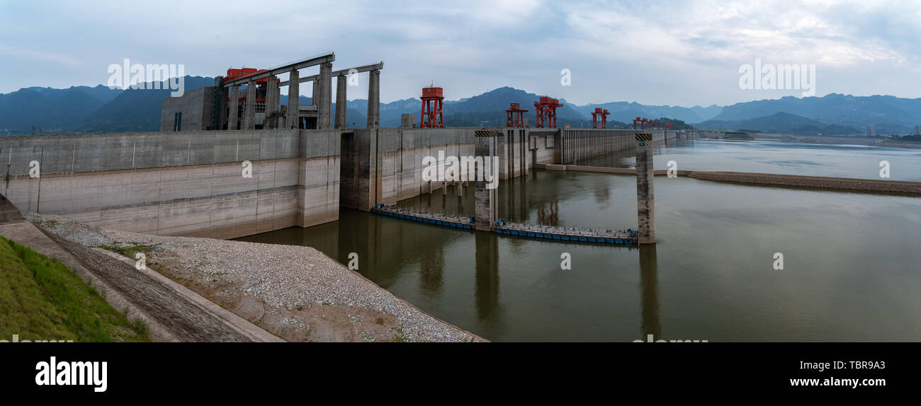Three Gorges Dam scenery Stock Photo - Alamy