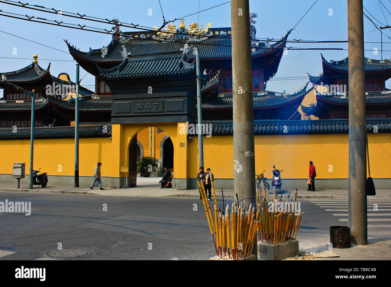 Shanghai Xihai Temple Stock Photo - Alamy