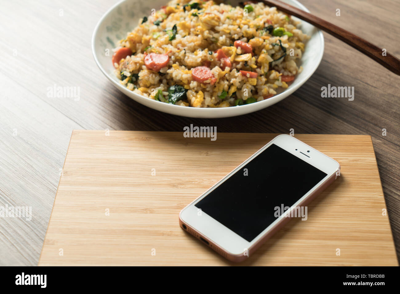 Food and mobile phone screen Stock Photo - Alamy