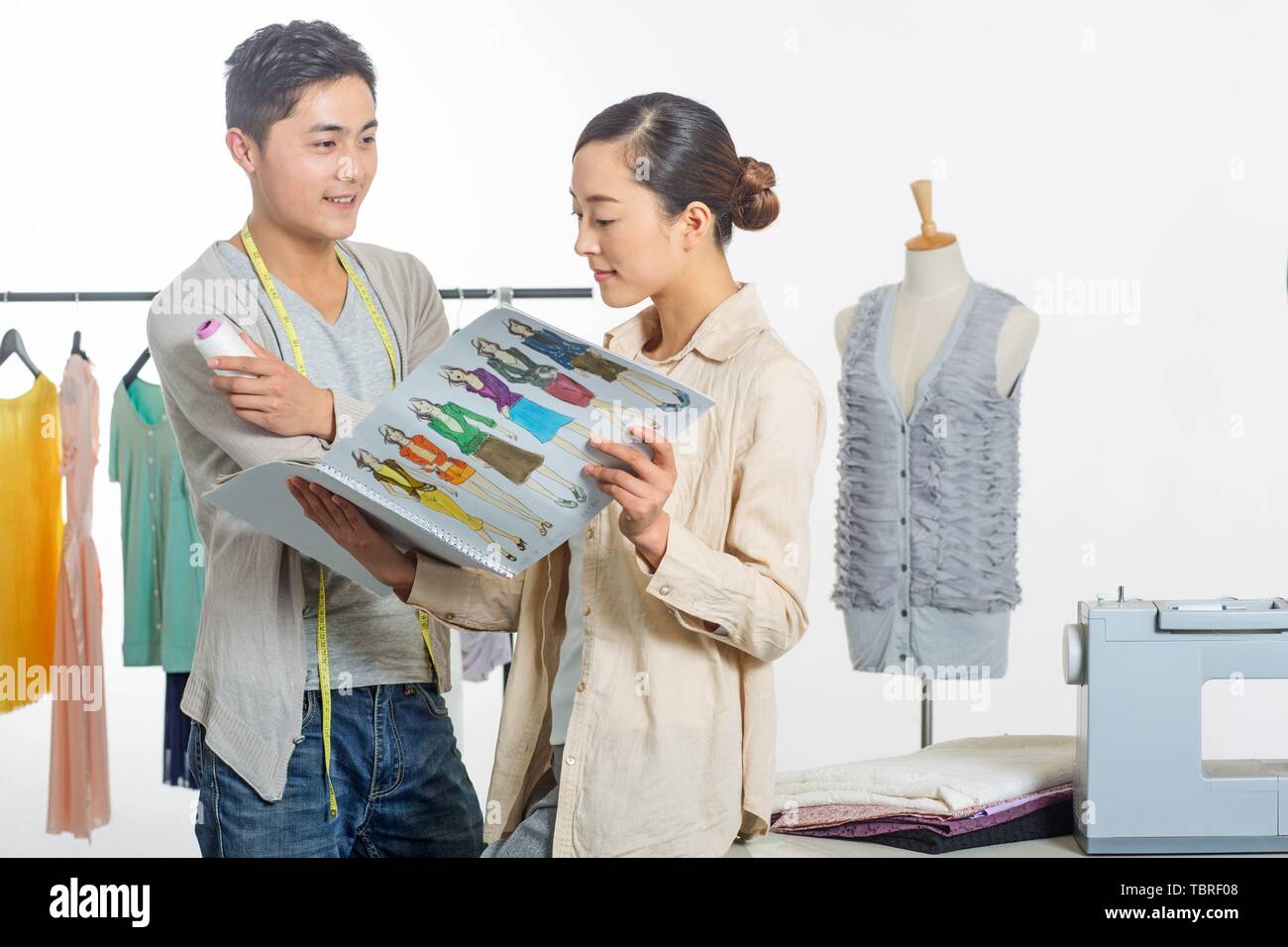 Figure sewing machine hi-res stock photography and images - Alamy