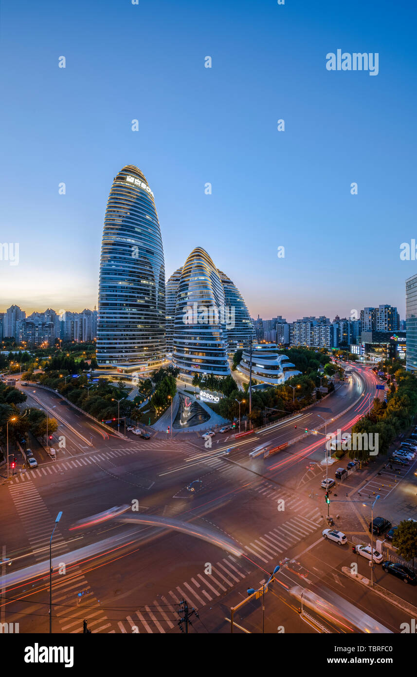 Night view of wangjing soho Stock Photo - Alamy