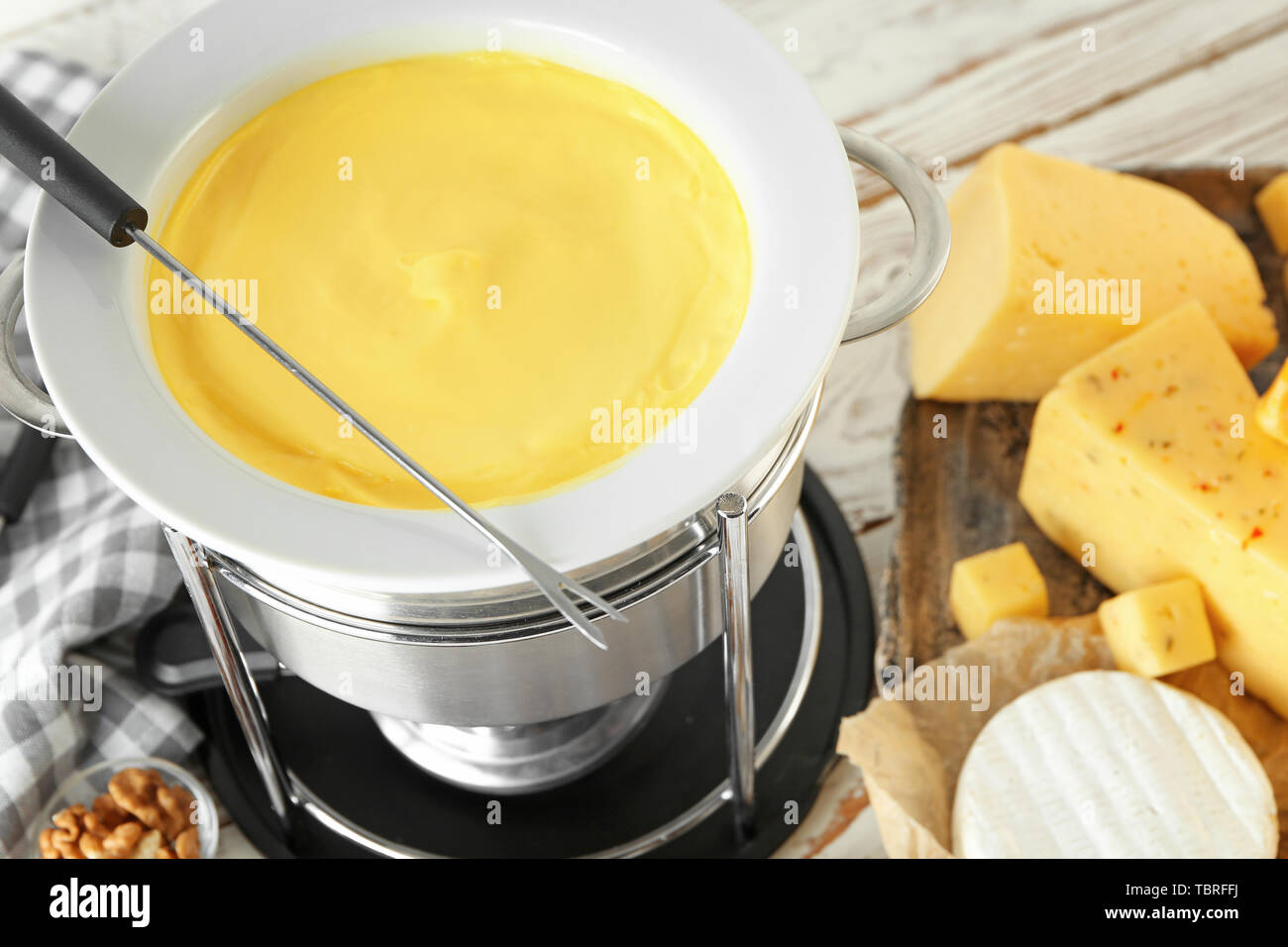 Fondue table set hi-res stock photography and images - Alamy