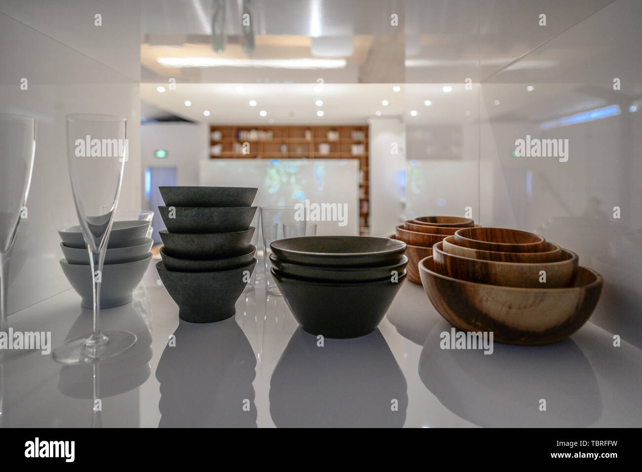 Modern kitchen exhibition hi-res stock photography and images - Alamy