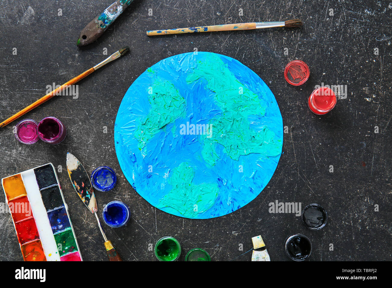 Flat earth art painting hi-res stock photography and images - Alamy