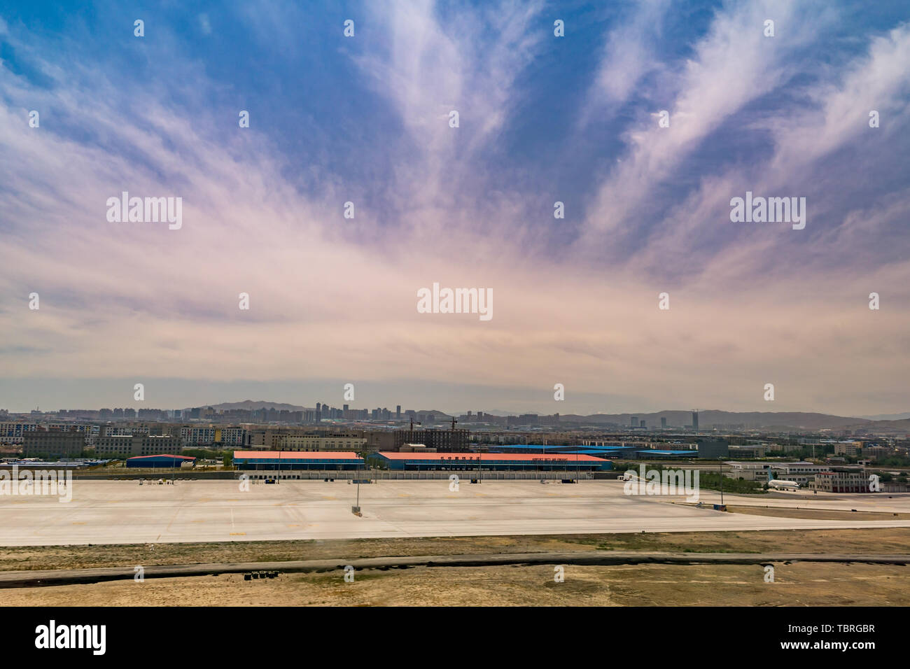 Airport runway construction hi-res stock photography and images - Alamy