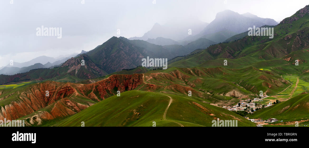 Scenic Map of Zhuoer Mountain, Qilian County, Qinghai Province Stock ...