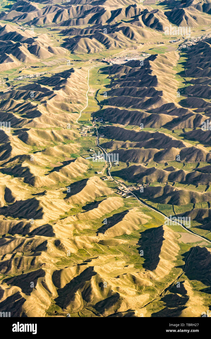 Aerial photography winding mountains plateau hi-res stock photography ...