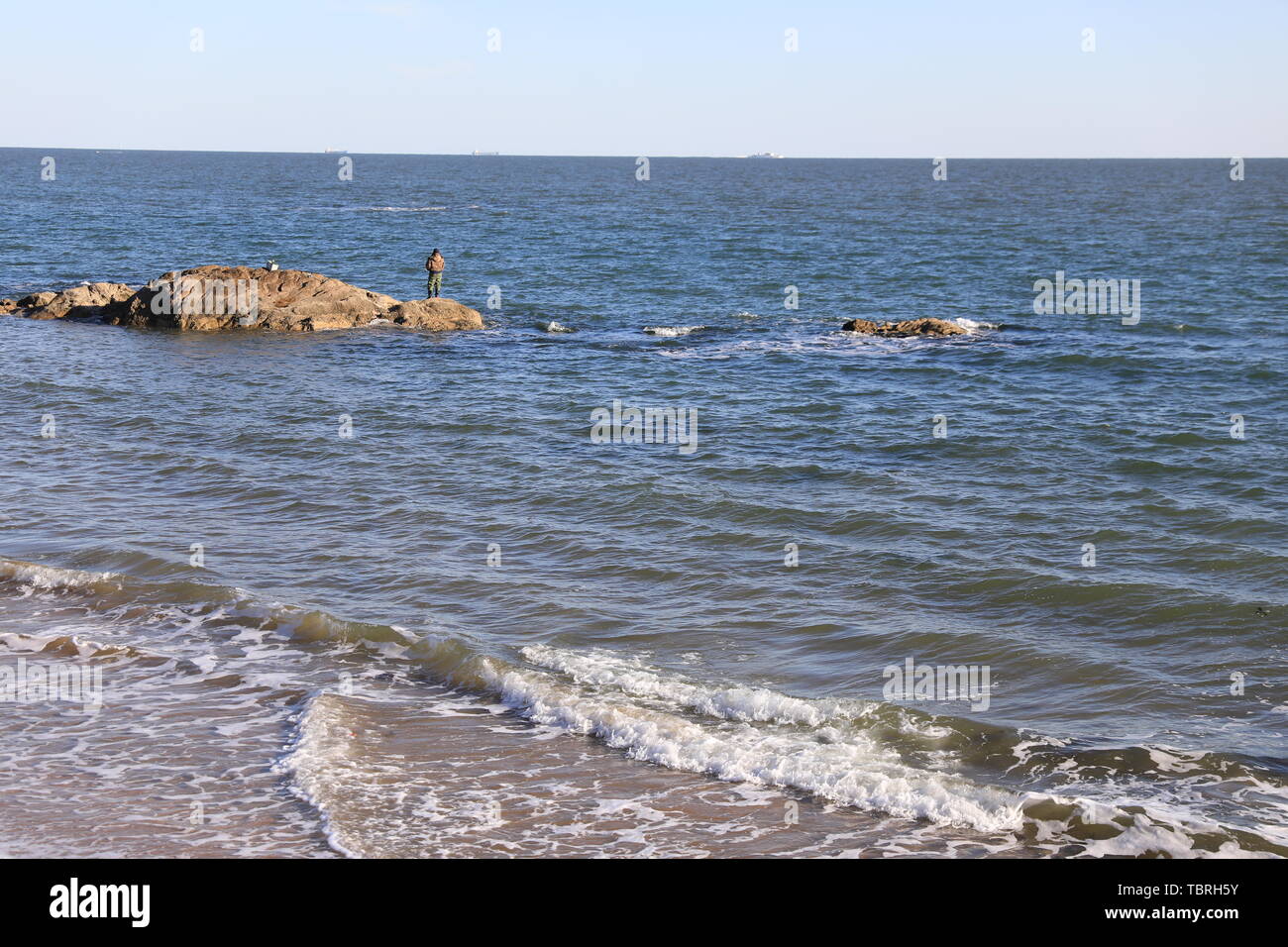 Beidaihe beach hi-res stock photography and images - Alamy